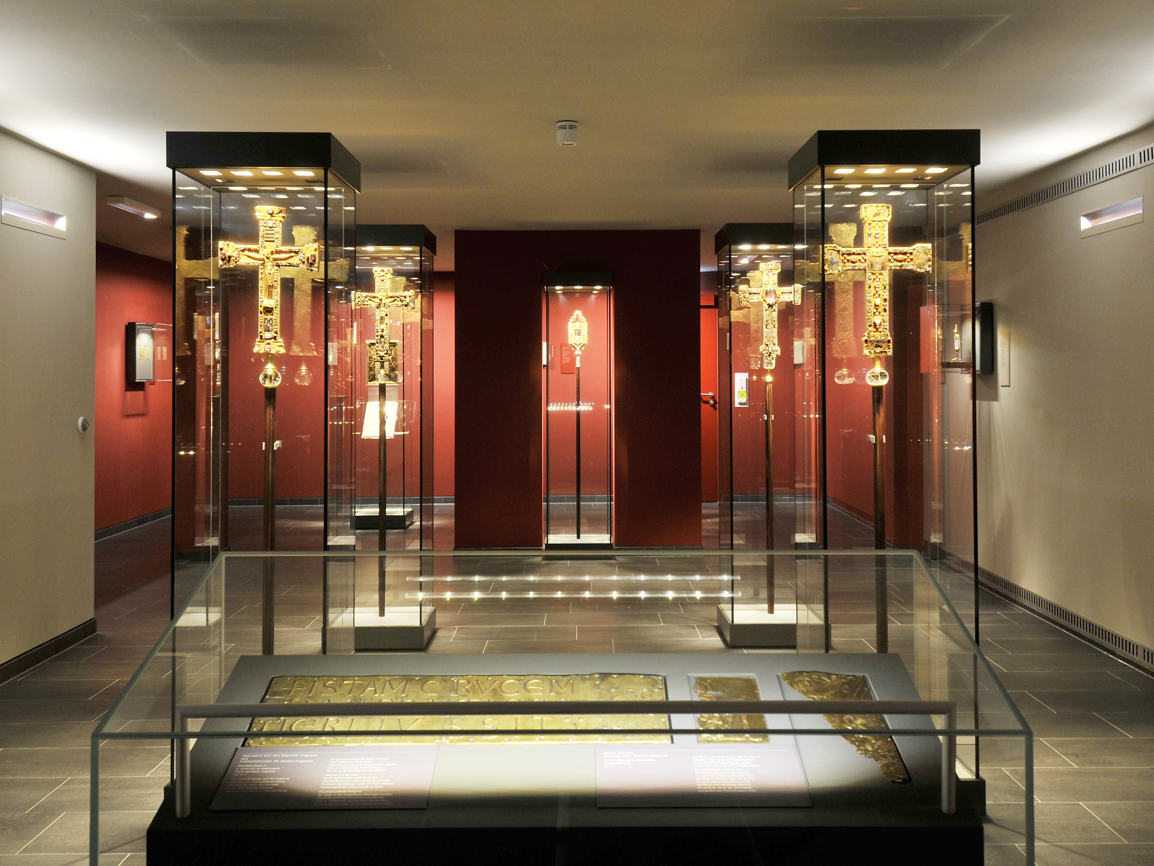 The Treasury of Essen Cathedral | World Heritage Journeys of Europe