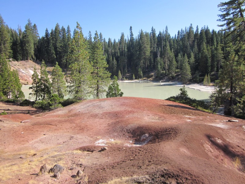 Boiling Springs Lake, Lassen Volcanic National Park | Sierra Nevada ...