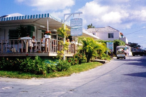 Dunmore Deli | The Bahamas