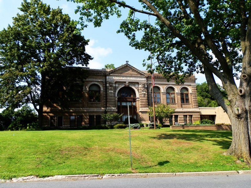 Easton Public Library - Easton, PA | Scenic Wild Delaware River