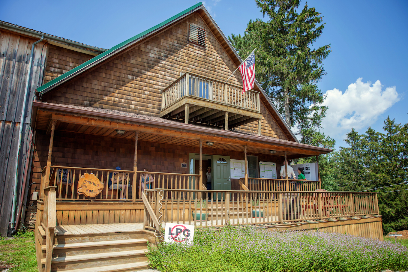 O-Neh-Da & Eagle Crest Vineyards | Explore Genesee Valley