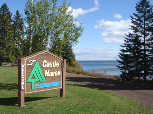 Castle Haven Cabins | Heart of the Continent