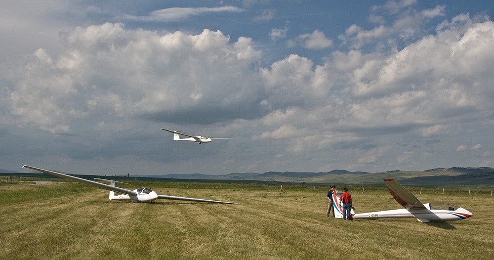 Cowley Soaring Camp | Cowley, Alberta | Crown of the Continent ...