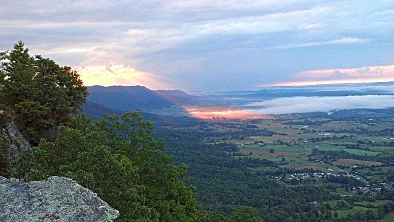 McCloud Mountain Restaurant & Lodge | Tennessee River Valley