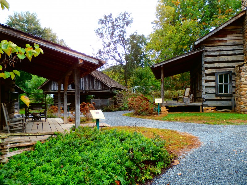 Great Smoky Mountains Heritage Center | Tennessee River Valley