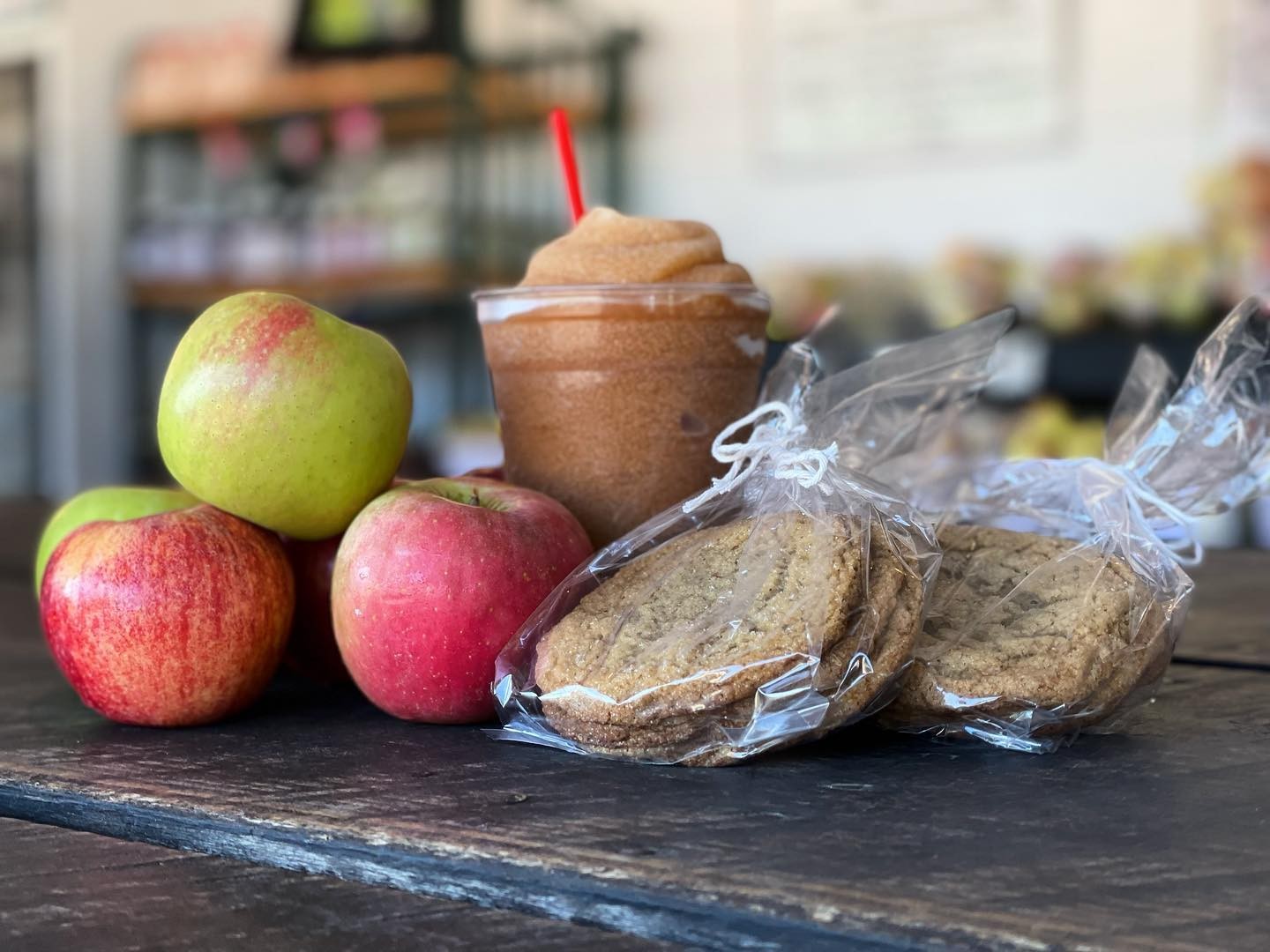 Isom's Orchard | Tennessee River Valley