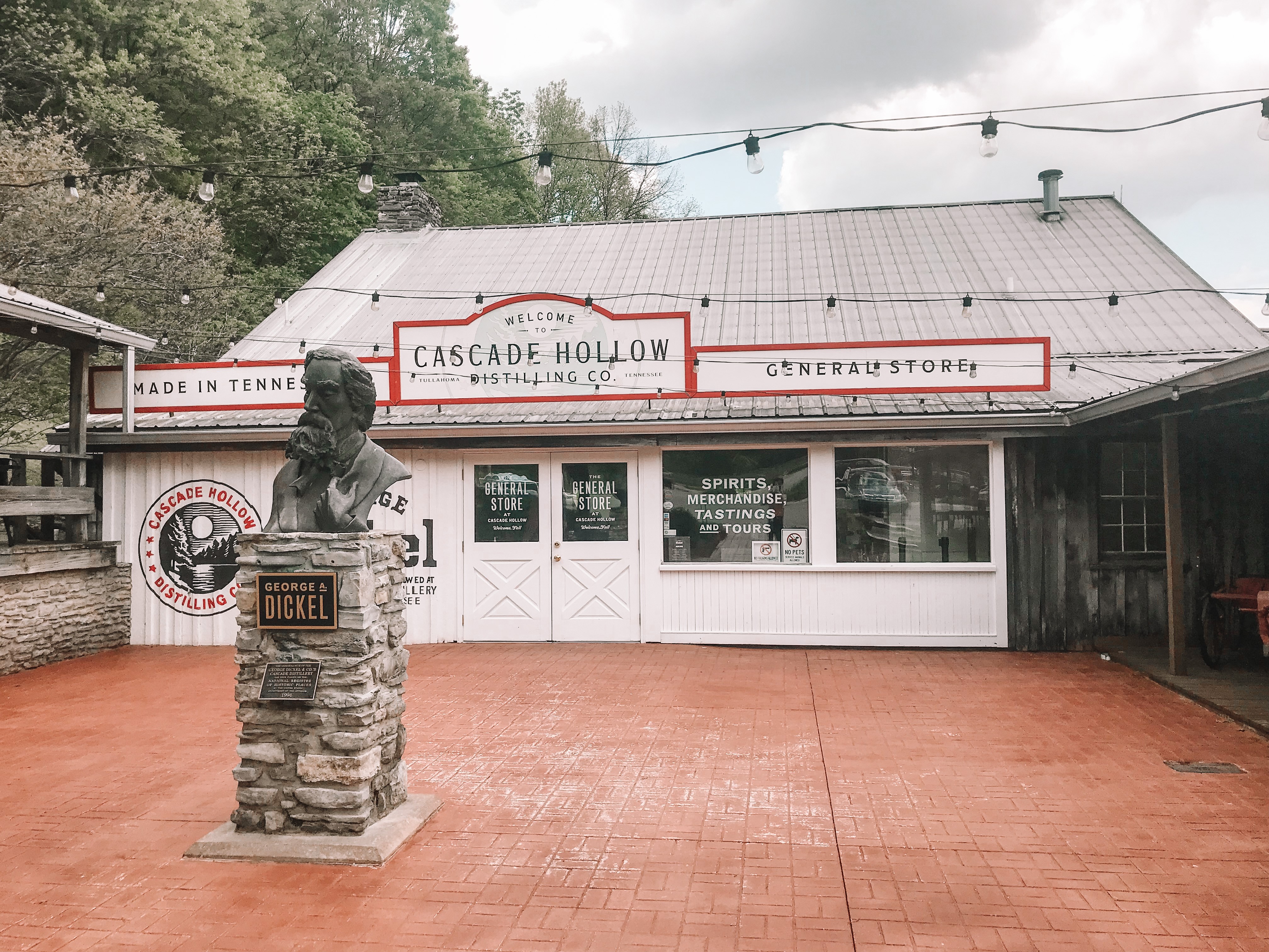 Cascade Hollow Distilling Co. | Tennessee River Valley