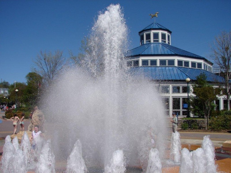 Coolidge Park | Tennessee River Valley