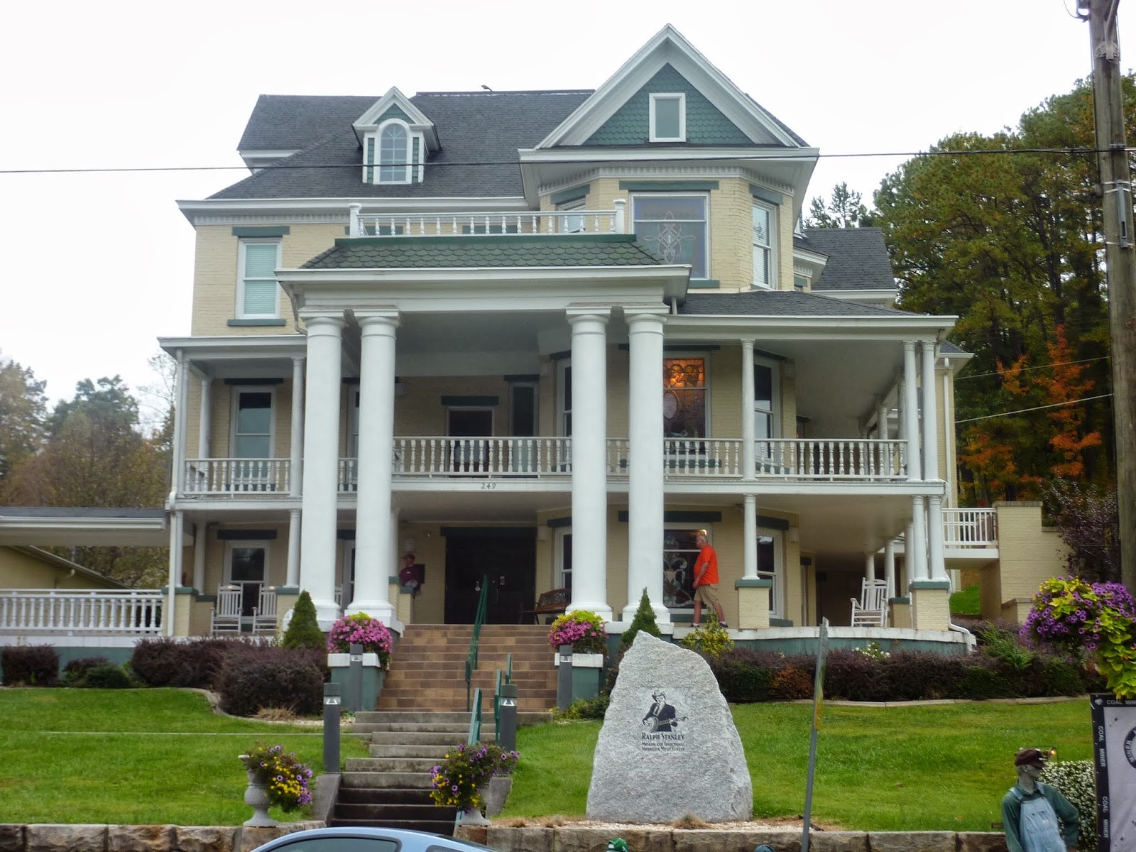 Ralph Stanley Museum | Tennessee River Valley