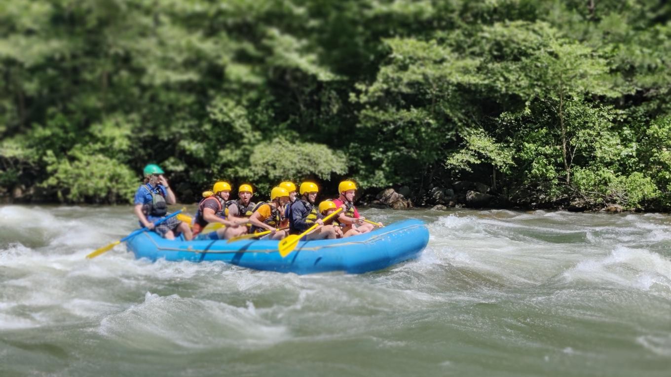 How To Prepare for an Overnight Rafting Trip This Summer | Tennessee ...